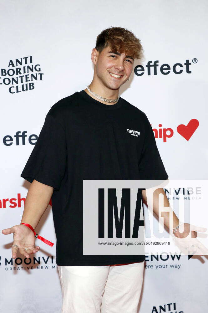 Alpay Santi at the premiere of the series Toxic at the UCI Luxe ...