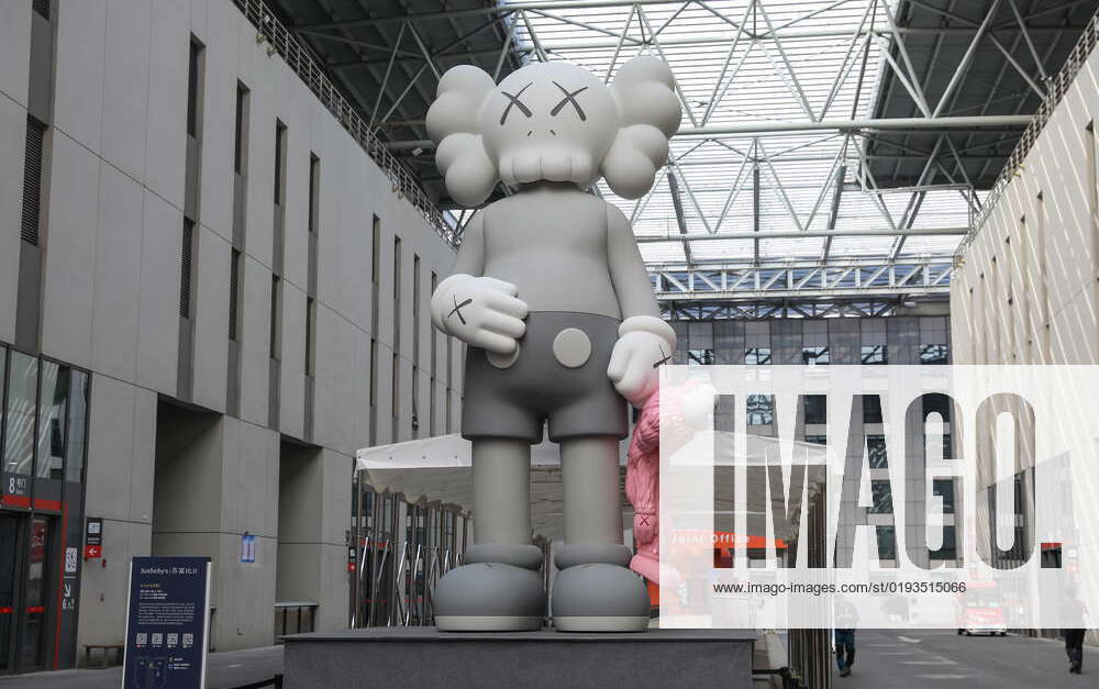 The sculpture SHARE by famous artist KAWS which used to be exhibited at ...