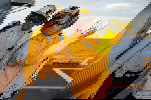 ATLANTIC OCEAN Boatswains Mate 1st Class Anthony Thomas and Boatswains ...