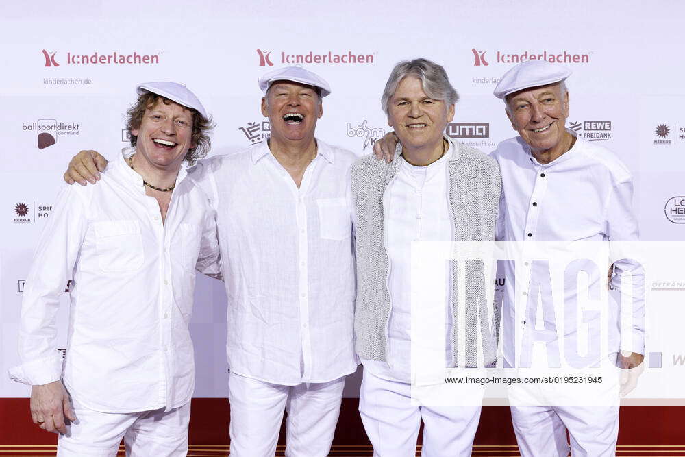 The band The Rubettes at the 18 Kinderlachen Gala 2022 in the Goldsaal ...