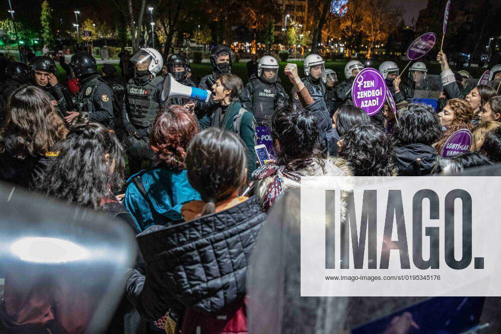 November 25, 2022, Istanbul, Turkey: Turkish riot police surround women ...
