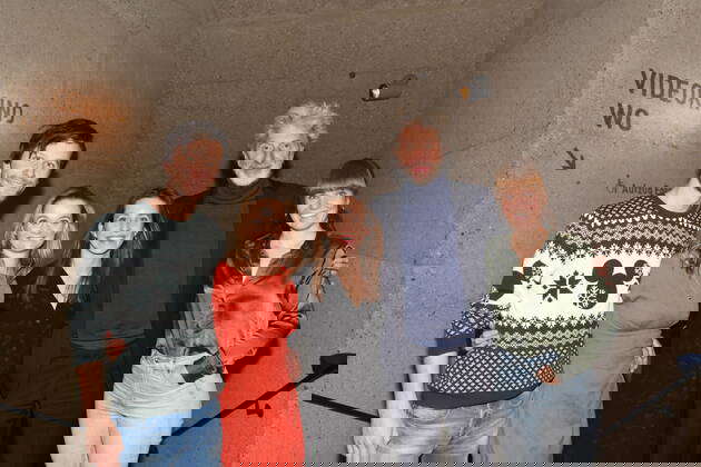 family Jonathan Beck son Natalie Spinell daughter Sarah daughter Rufus ...