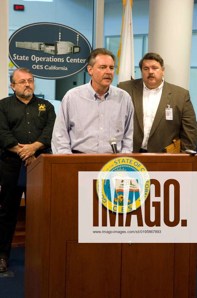Rancho Cordova, CA, FEMA Administrator R. David Paulison takes the ...