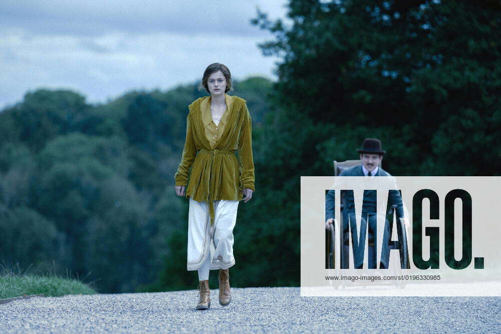 Emma Corrin, Matthew Duckett, Lady Chatterley s Lover . Photo credit ...