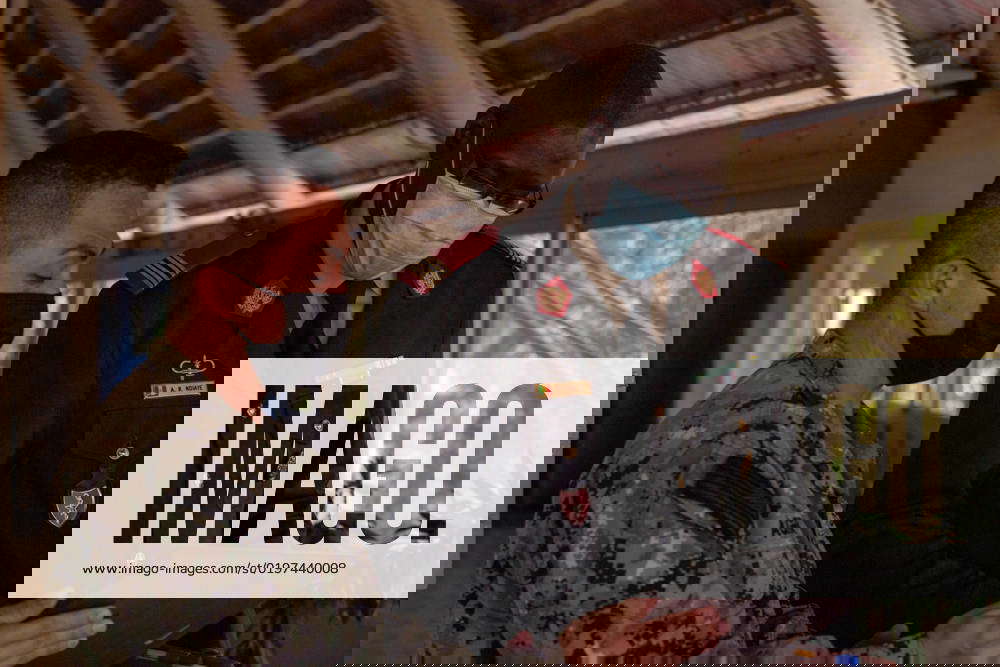 220311-N-ZA688-0121 DAKAR, Senegal (Mar. 11, 2022) CMDR Javier Agraz ...