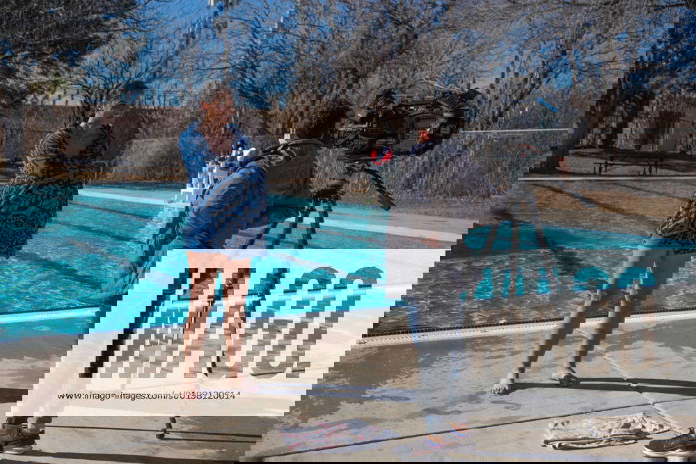 January 7, 2023, USA: KOB reporter Lauren Green, left, stands in front ...