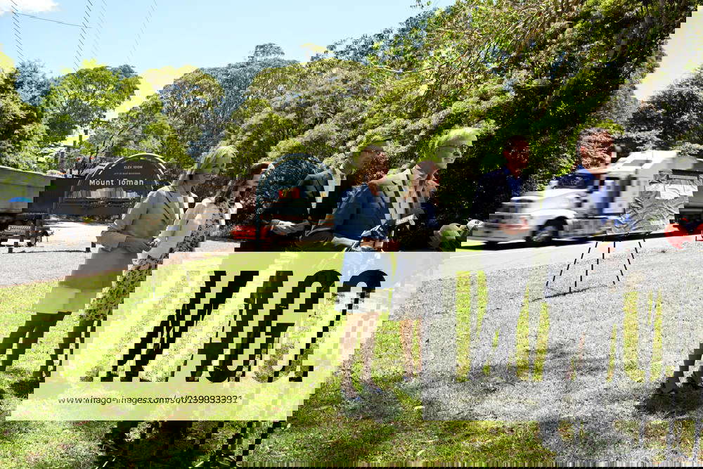 ALBANESE PERROTTET ROADS ANNOUNCEMENT, Australian Prime Minister ...