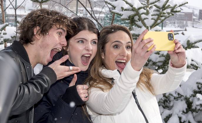 Loup Pinard, Brune Moulin, Victoria Bedos, la plus belle pour aller ...