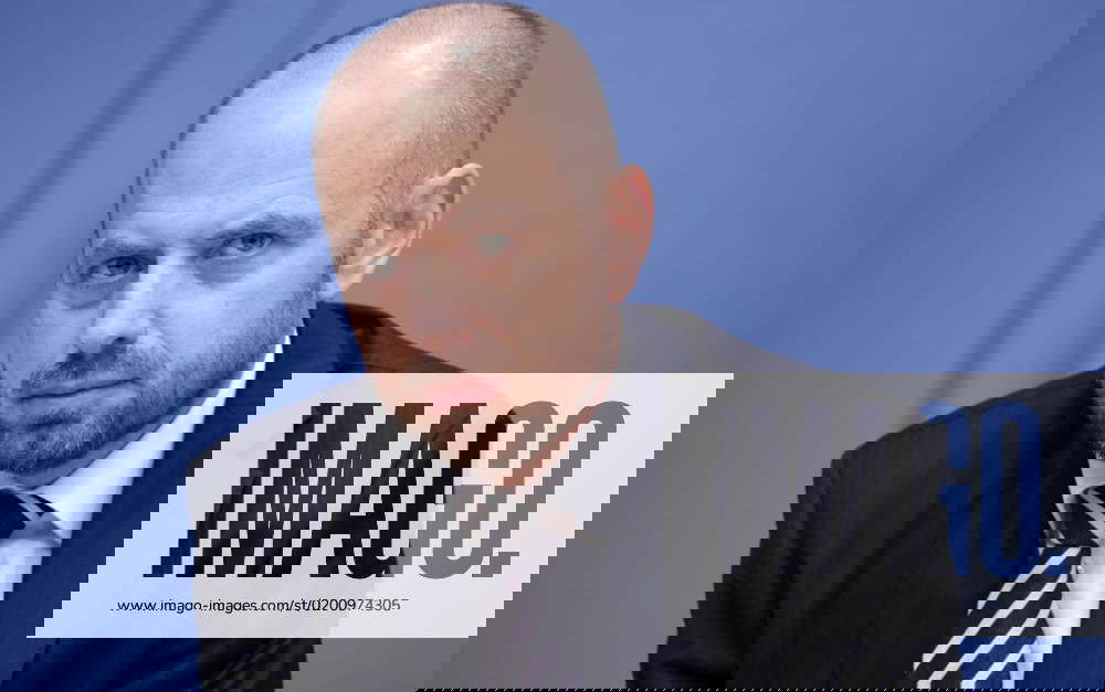 Dr Christian Bruch, CEO Siemens Energy AG, PK on presentation of the ...