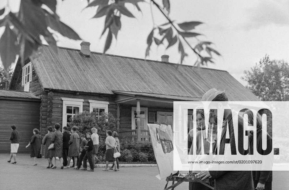 Tatar ASSR, USSR. June 26, 1969. Visitors of the Vladimir Lenin s ...