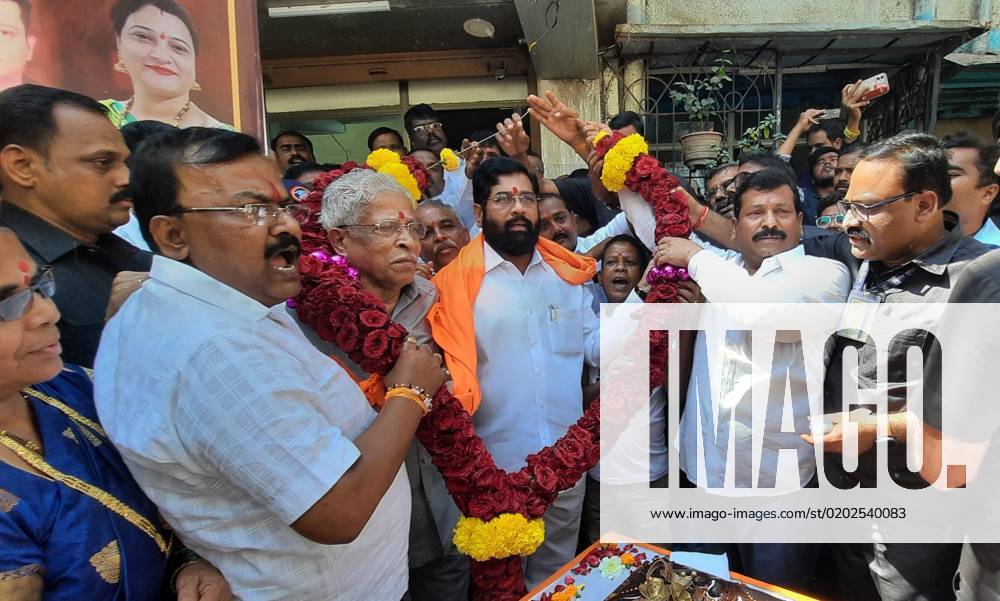 MUMBAI, INDIA - FEBRUARY 9: Residents and supporters greet CM Eknath ...