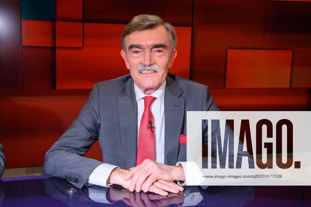 Hans-Lothar DOMROESE, Domröse, ehem. Nato-General, Portraet, Porträt ...