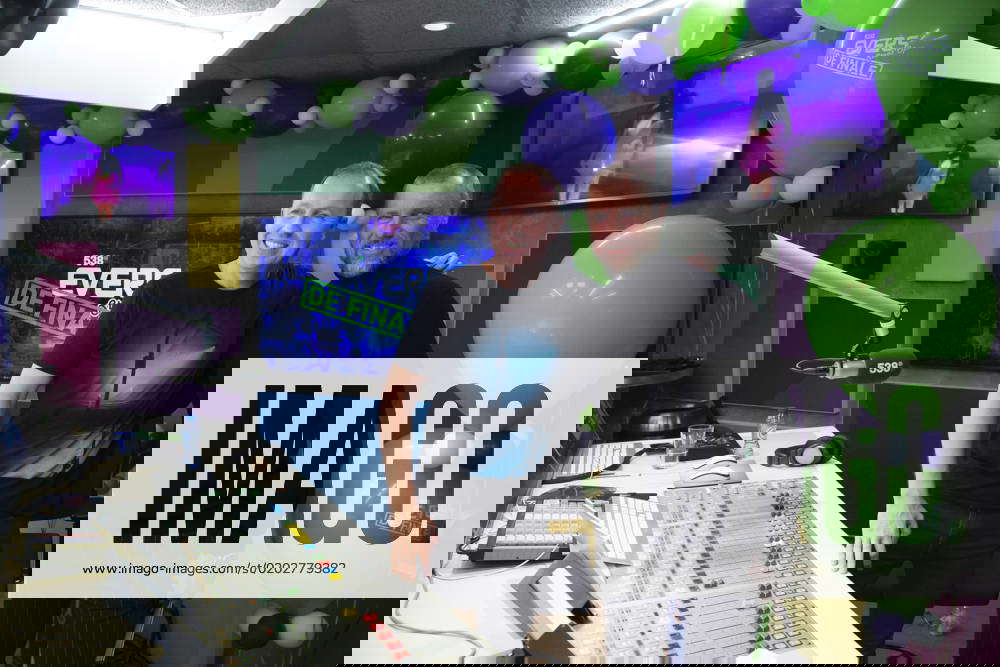 Edwin Evers says goodbye to his show Evers Staat Op on Radio 538 He ...