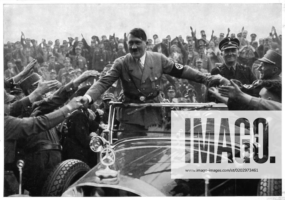 Adolf Hitler - Nuremberg - Support ADOLF HITLER With admiring ...