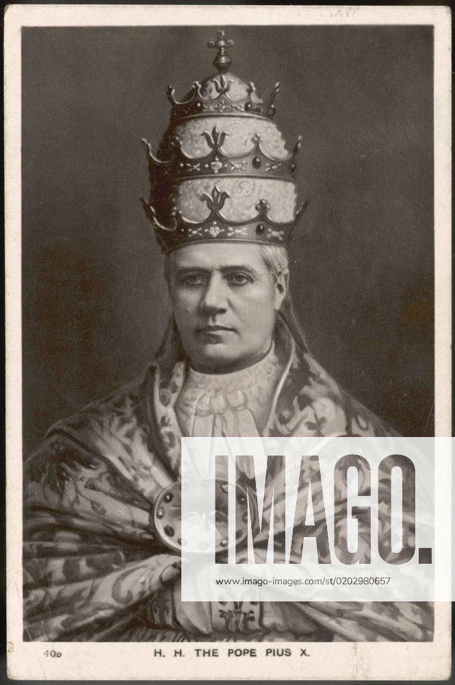 Papal Tiara - Pope Pius X Pope Pius X wears the TIARA, the traditional ...