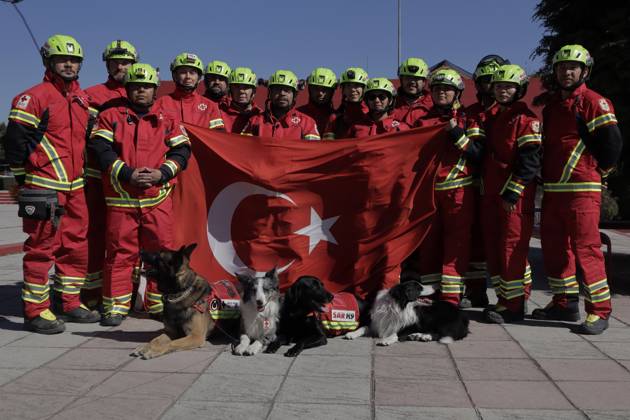 Awards To Mexican Red Cross Rescuers And Their Canine Binomials For In ...