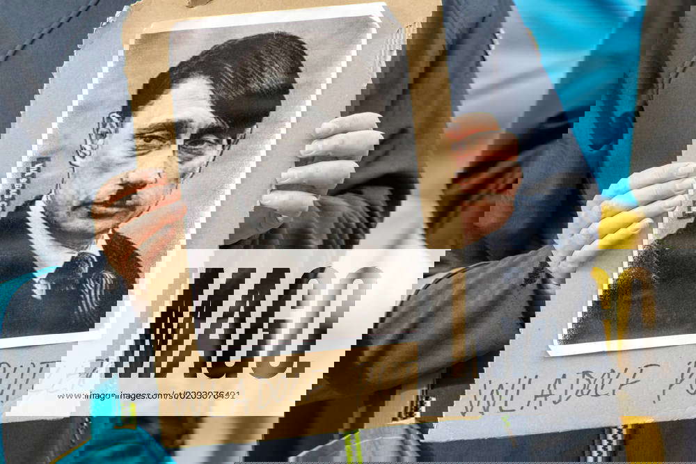 Wladolf Putler, poster shows Putin as Hitler, Pro Ukraine Demo at ...