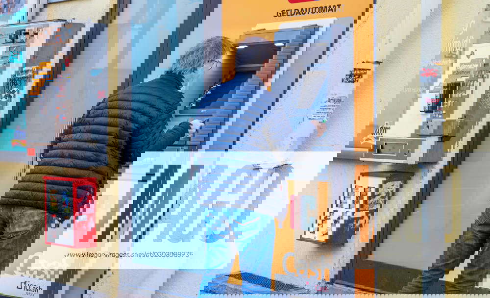 Customer at ATM, Munich, February 2023 Germany, Munich, 20 February ...