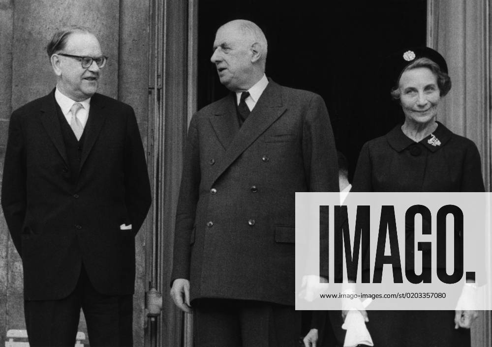 ARCHIVE PARIS 19630115 Swedish Prime Minister Tage Erlander with French ...