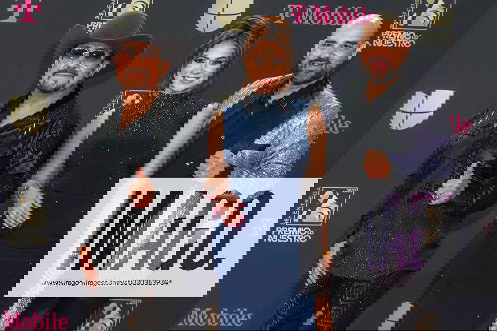 The radio characters Andrés Maldonado, the Ugly; Carla Medrano, the Bad ...