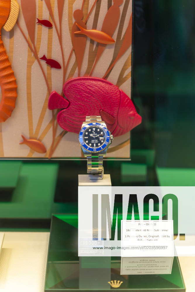 Rolex shop window display, Robert Gatward jewellers, Ipswich, Suffolk ...