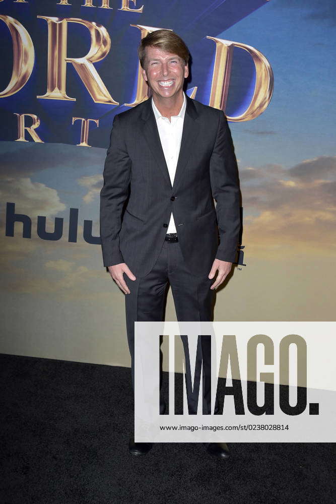 Jack McBrayer at the premiere of the Hulu streaming series History of ...