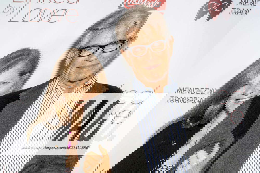 Eliza Roberts mit Ehemann Eric Roberts bei der Premiere der Miniserie ...