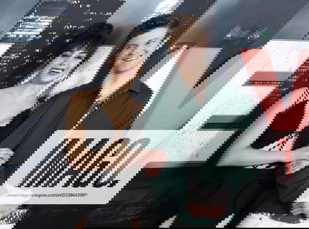 Melissa Barrera and Jack Quaid arrive on the red carpet at the world ...