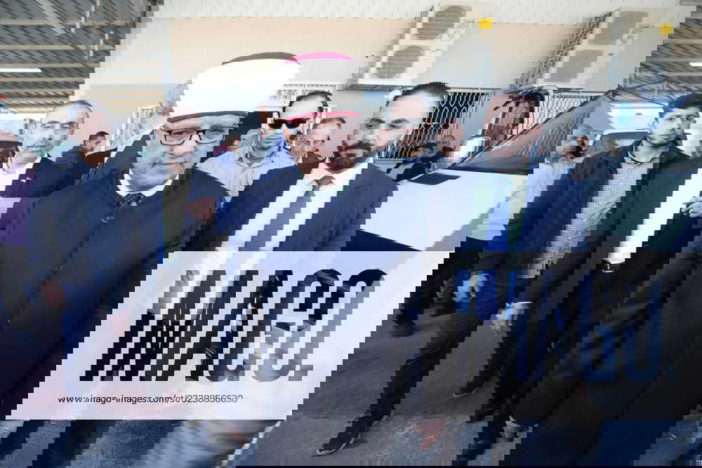 Palestinian Minister of Awqaf and Religious Affairs Hatem Al-Bakri ...