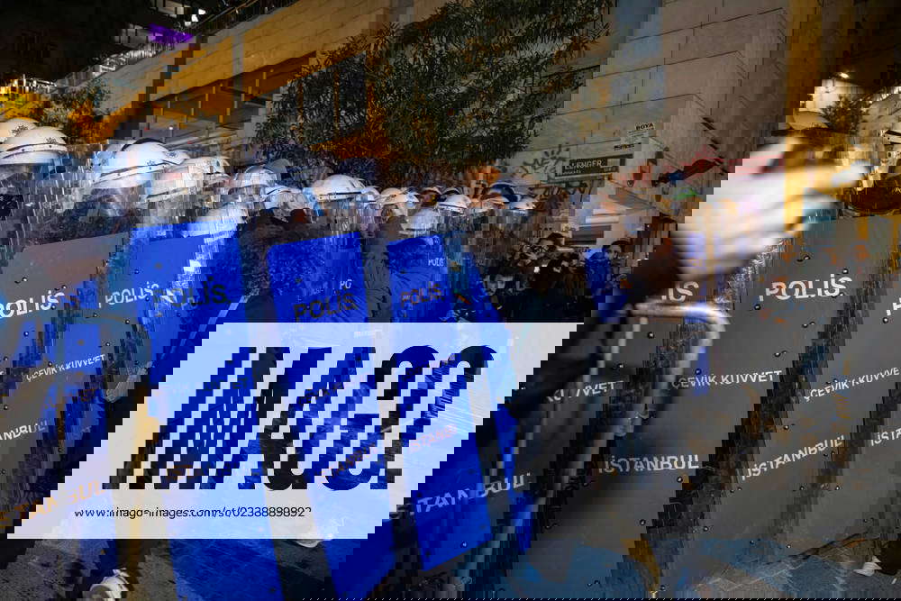 March 8, 2023, Istanbul, Turkey: Riot police clashes with protesters ...