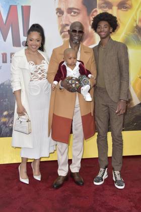 Djimon Hounsou with wife Ri za Marie and children Fela Hounsou and ...