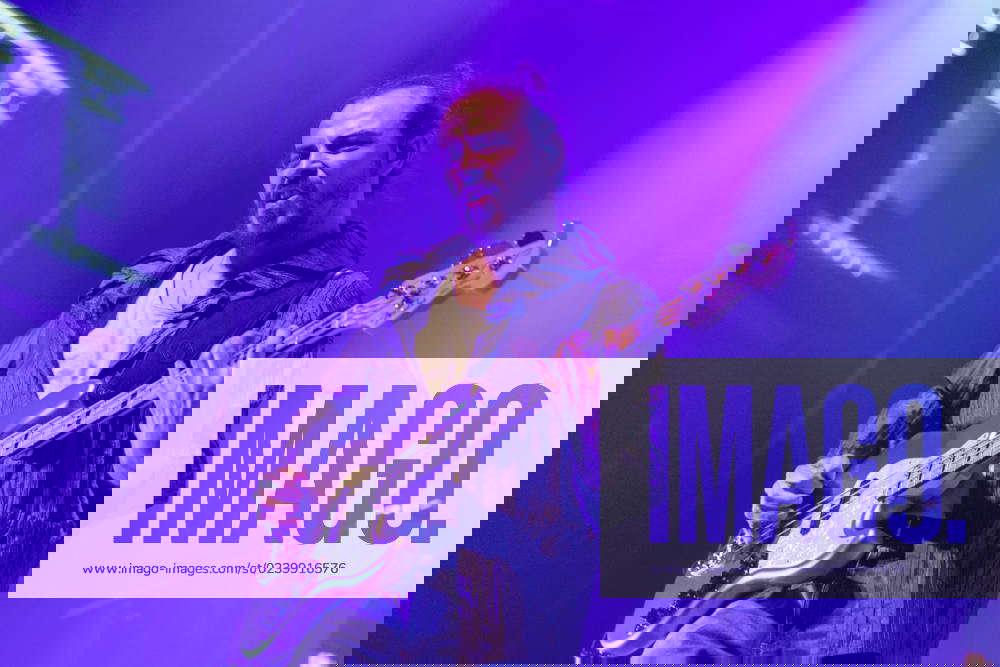 Bassist Reinhold (Ray) WEBER - Live Auftritt der österreichischen Rock ...