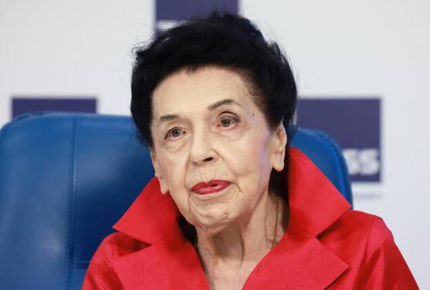 RUSSIA, MOSCOW - : Mosconcert soloist Irina Kostrova attends a press ...