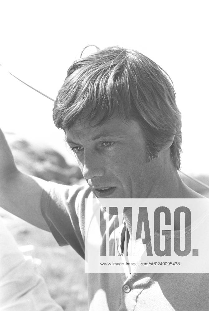 HISTORICAL PICTURES Ryvingen lighthouse 19720805 The filming of the ...