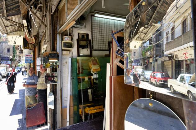 Syrien im Jahr 2021 Syria. Damascus. A second hand
