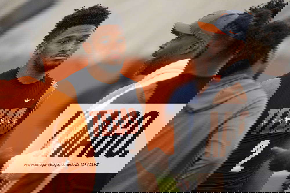 Syndication: Austin American-Statesman Running Back Roschon Johnson ...