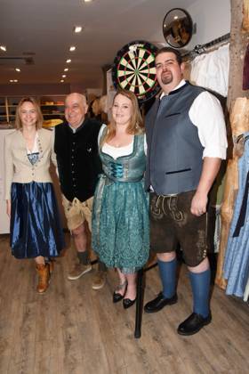 Eileen Poielaty Angermaier Trachten PR Dr Axel Munz Angermaier Trachten ...