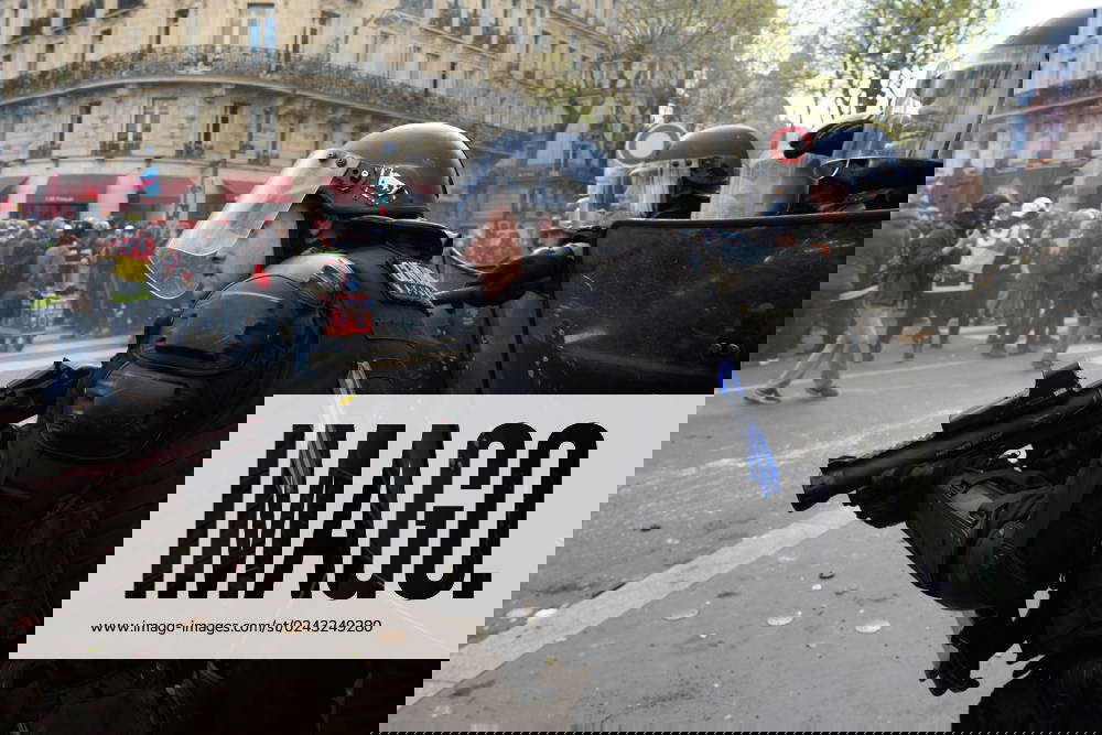 Police use the LBD during the 13 April mobilisation against the pension ...