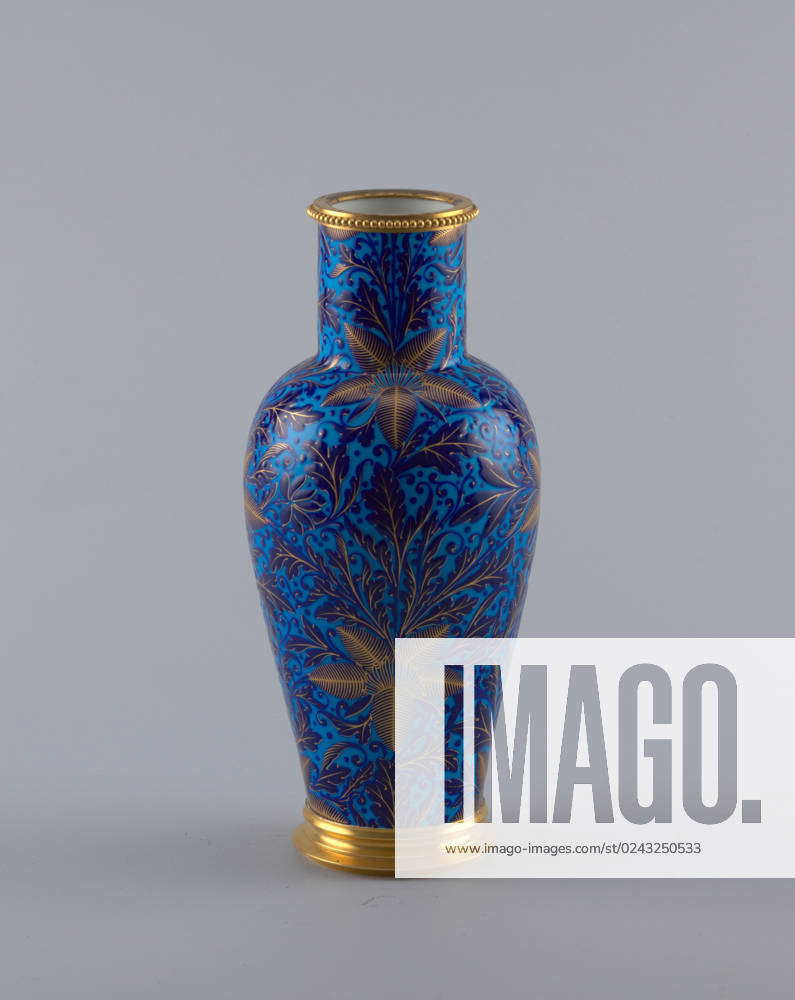 Vase Vase; Modeled by Jules-Constant-Jean-Baptiste Peyre ; Decorated by ...