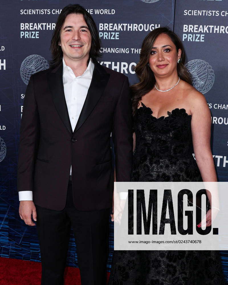 9th Annual Breakthrough Prize Ceremony Vladimir Tenev and wife Celina ...