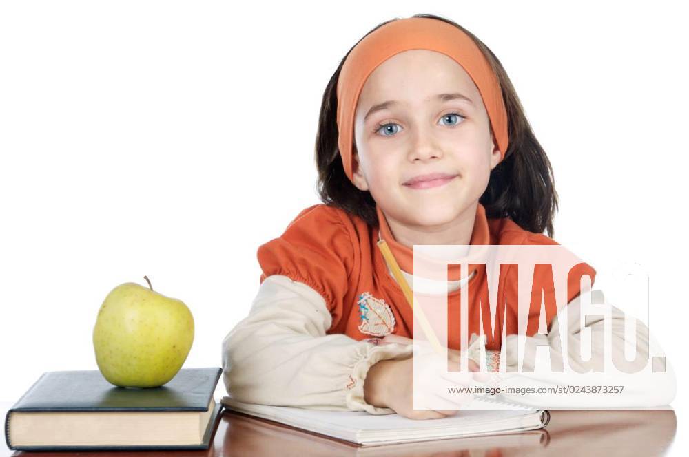 Adorable girl studying, model released, Symbolfoto