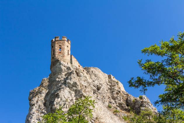 Ruine der Burg Devin - Burg Theben The ruins of Devin Castle near ...