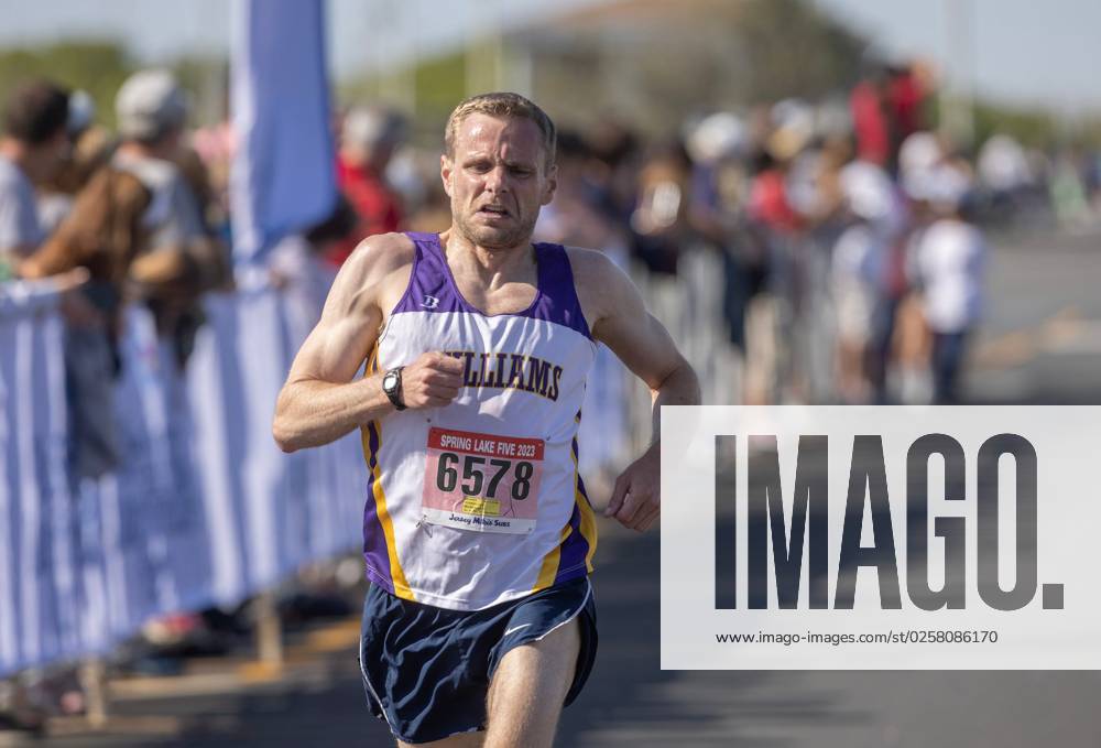 Syndication: Asbury Park Press Jack Fitzhenry of New Brunswick, NJ ...