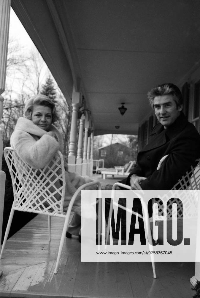 News: Dorothy Collins ; Montvale, NJ, USA; Actress Dorothy Collins and ...