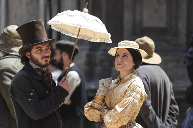 The Leopard Netflix series at the four songs in the photo: The scene of ...