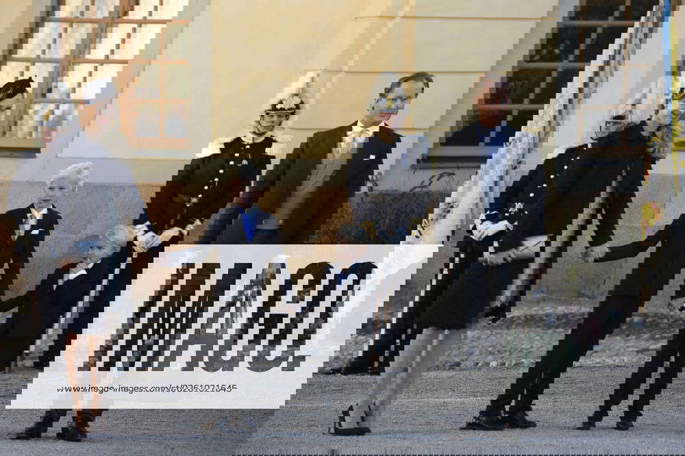 STOCKHOLM 20151011 Countess Louise Cronstedt and Count Jacob Cronstedt ...