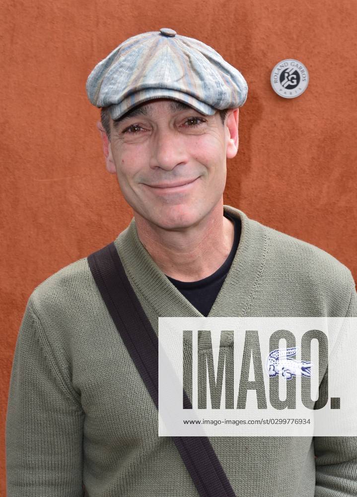 Roland Garros - Celebs At The Village - Paris Jean-Marc Barr stopping ...