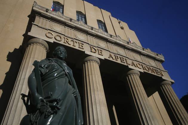 Valparaiso, Republican congressman Fernando Sanchez, accompanies his ...