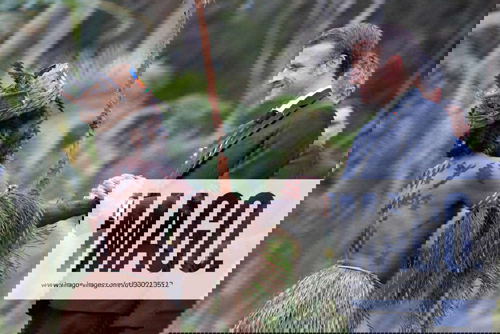 Customary Ceremony In Honour Of President Macron - New Caledonia People ...