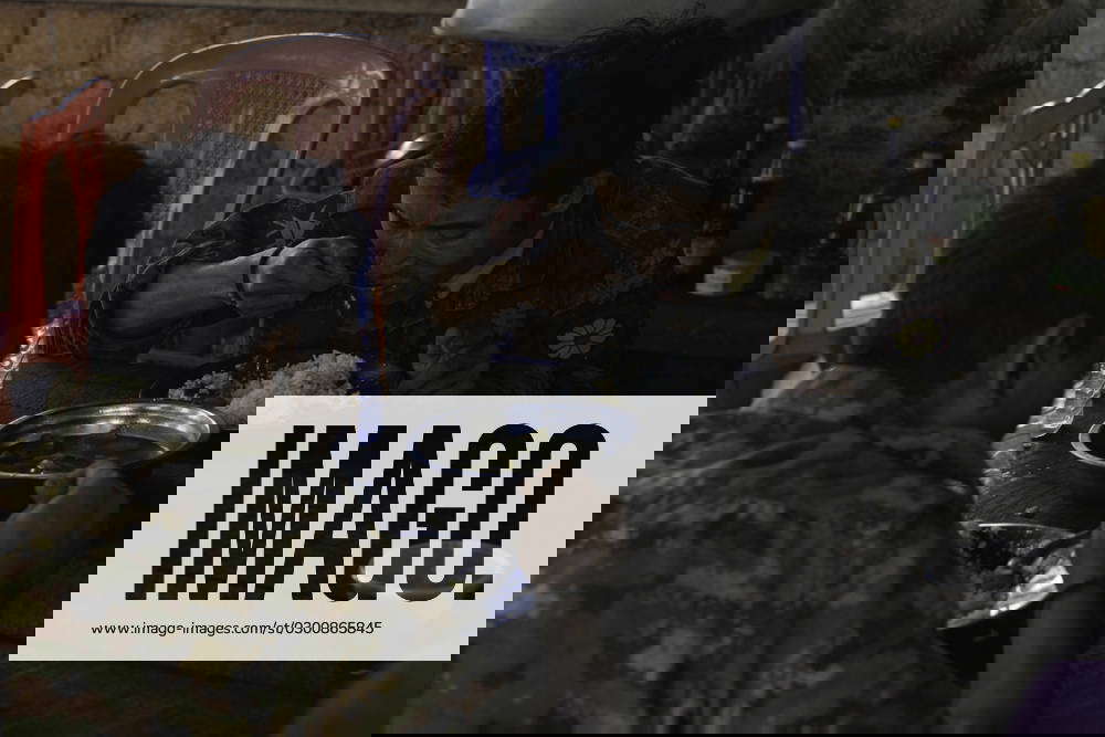 PinLaung, Shan, Myanmar: Two regime soldiers who were captured by ...